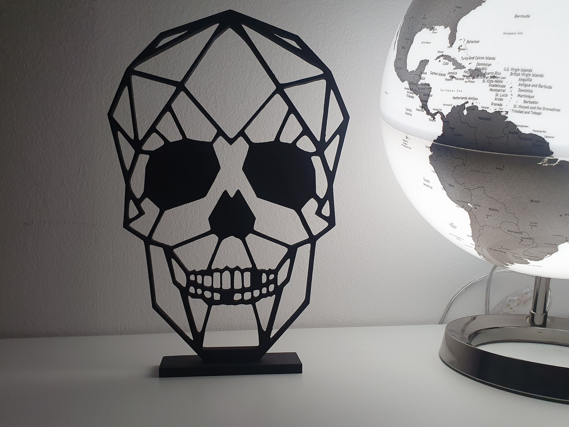 Hauskúpa | 30cm – Handgert íslenskt skraut | ARToni